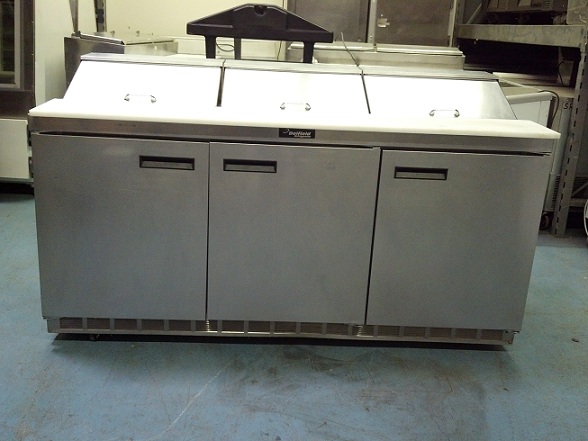 Portable Stainless Steel NSF Food Prep Tables For Rent